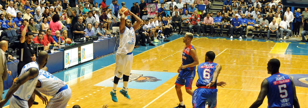 Vaqueros vs. Cariduros en el Coliseo Ruben Rodríguez – Ciudad de Bayamón