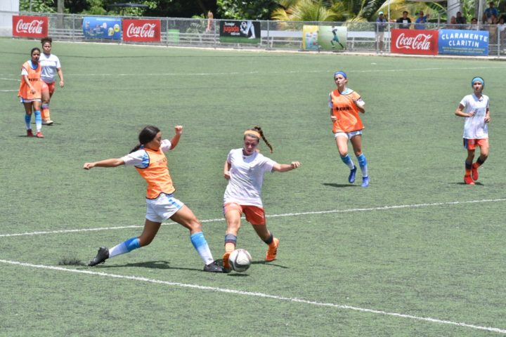 Liga Elite de Fútbol de Puerto Rico en el Bayamon Soccer Complex ...